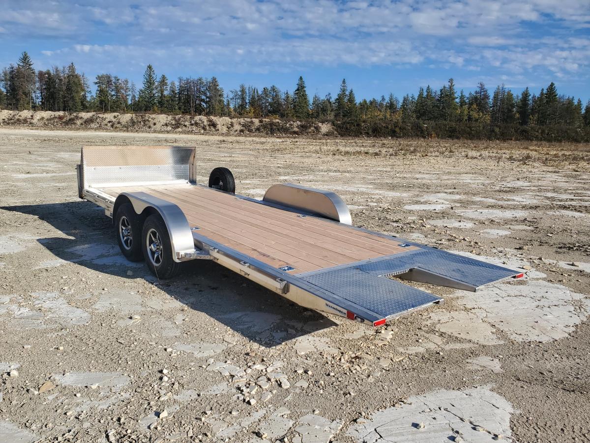 UATT | Stronghaul Trailers